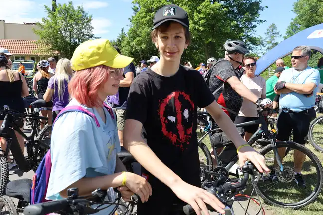 Pięćset pięćdziesięciu uczestników rajdu rowerowego w Warcie ...